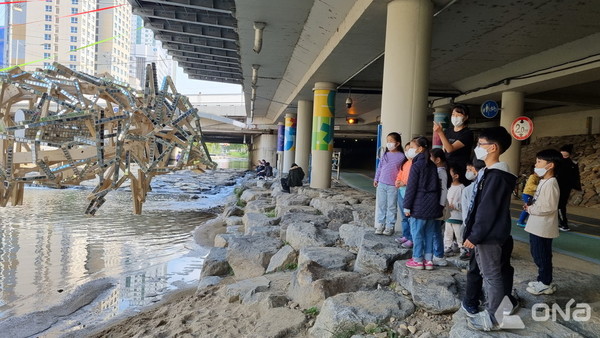 관악구 도림천을 특별한 공공문화공간으로 S1472 '00의 공공' 특별전 성료