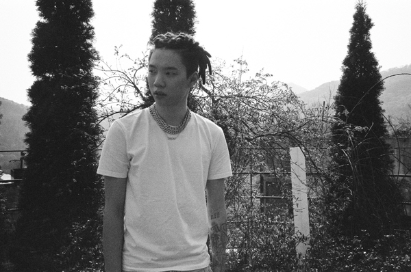 고등래퍼 충신 'YLN Foreign('이정운), 정규 1집 ‘Born Broke Die Rich’ 발매